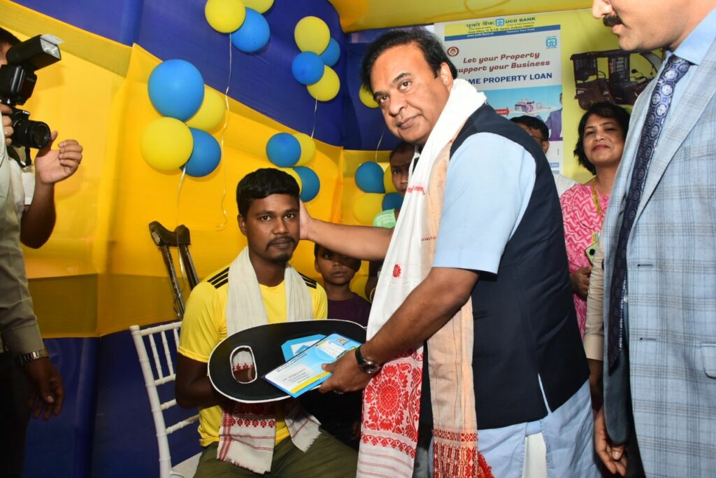 Chief Minister Dr. Sarma Distributes E-Rickshaw to Differently-abled ...